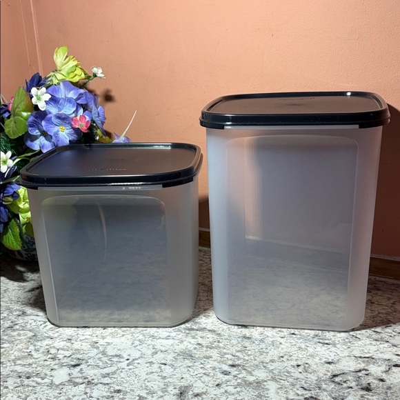 Tupperware | Kitchen | Tupperware Black And Gray Food Storage Set ...